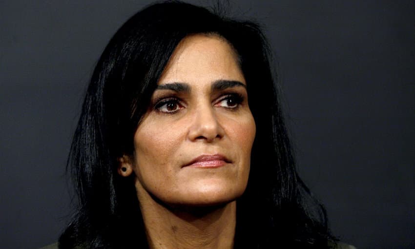 "Túnel de escape: el teatro", artículo de Lydia Cacho | Aristegui Noticias