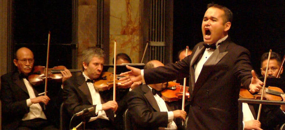 Video: Triunfa tenor mexicano en el Met de NY | Aristegui Noticias