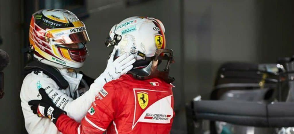 Se calienta la Fórmula Uno: Sebastian Vettel vs. Lewis Hamilton (Video ...