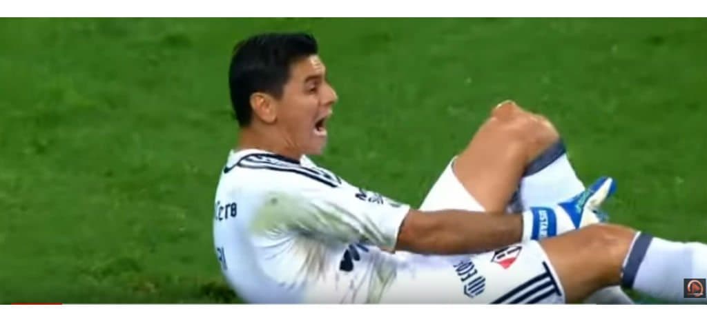 Operan con éxito a Óscar Ustari, tras grave lesión en la rodilla ...