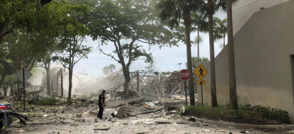 Reportan explosión por gas en un centro comercial en Plantation ...