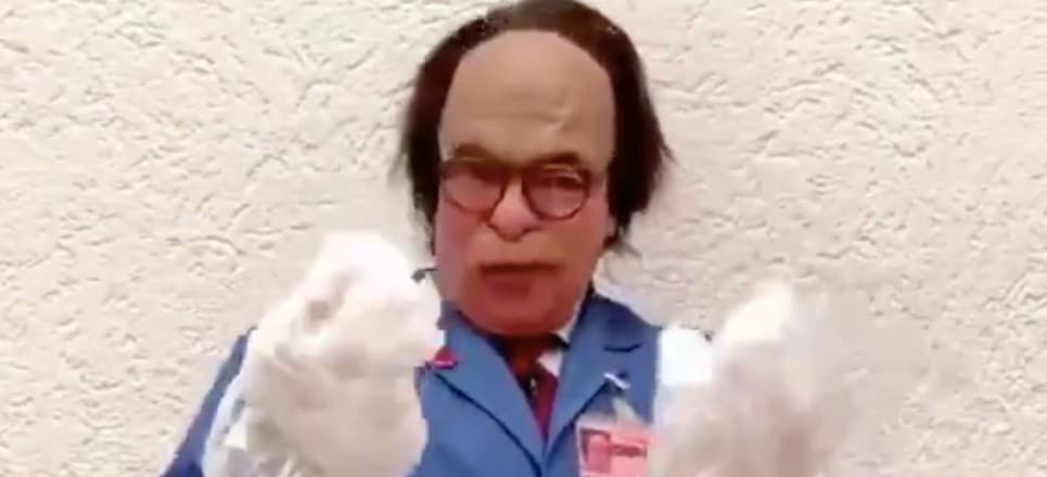 Un lavado de manos permanente, cortesía del Dr. Chunga y Trino | Video ...