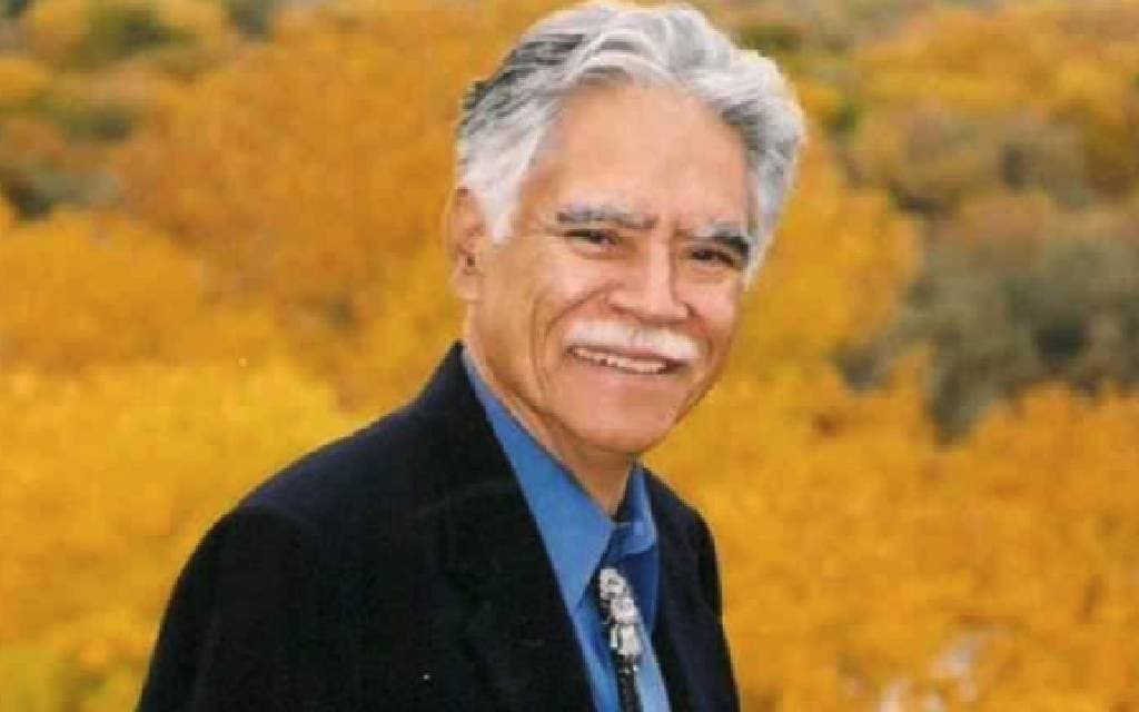 Murió Rudolfo Anaya, el "padrino" de la literatura chicana | Aristegui ...