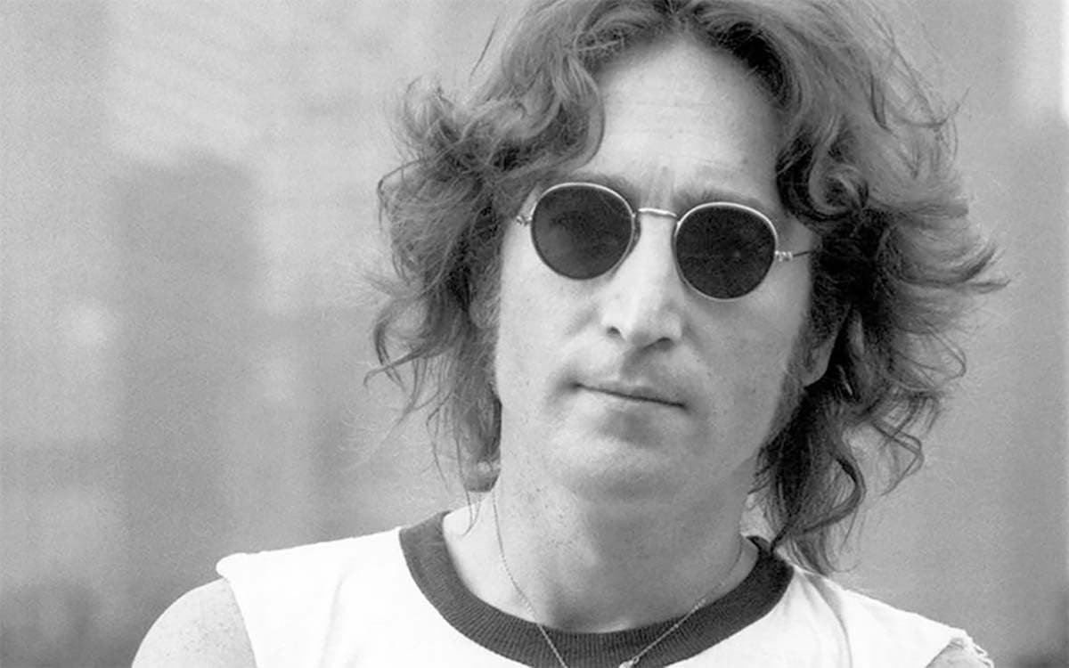 Hoy en la historia | John Lennon lanza 'Imagine' y nace León Tolstói ...