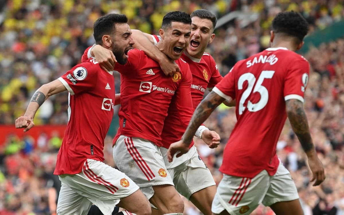 Rescata CR7 a los Red Devils con su "hat-trick" número 50 | Video ...