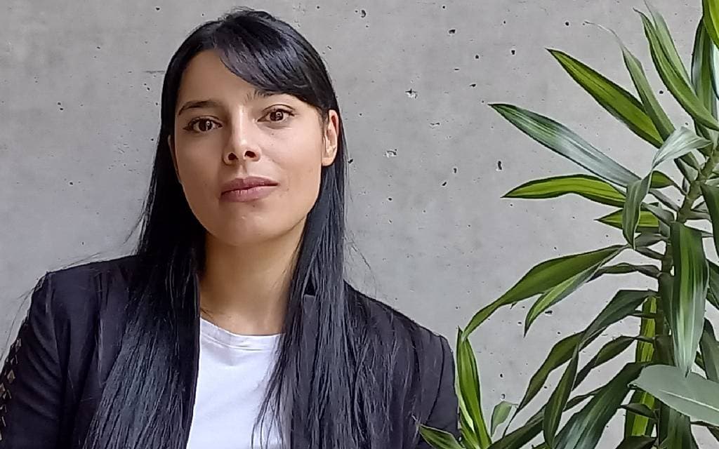 “Me interesa la literatura porque permite trasgredir lo que se da por ...