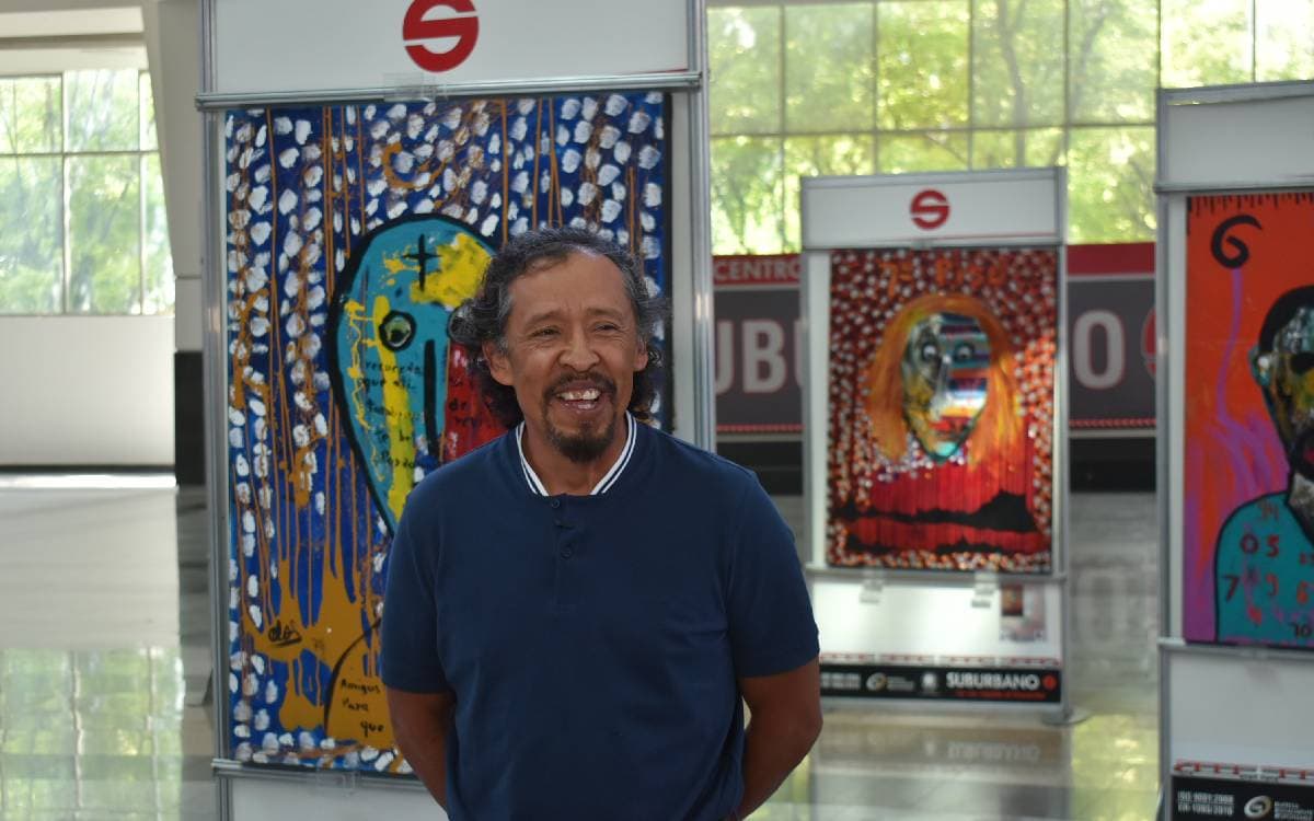 ¿Viajas en tren suburbano?, visita la exposición de Carlos Arango "Clos" | Aristegui Noticias