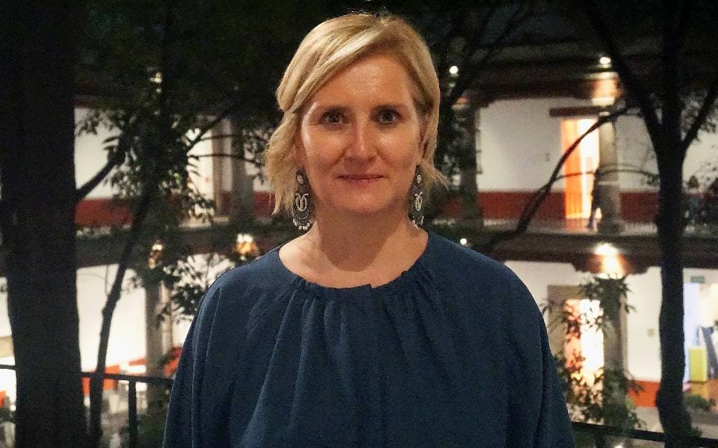 Ana Elena Mallet revindica el diseño hecho por mujeres en su nuevo ...